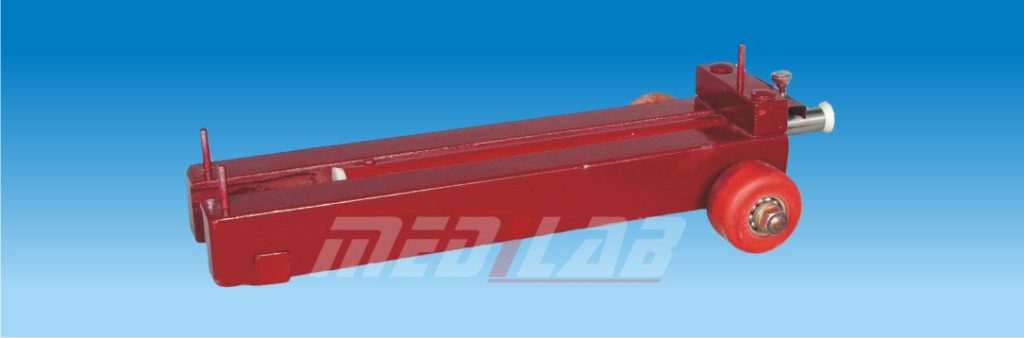 Dynamic Trolley – MEDILAB Material: Wood