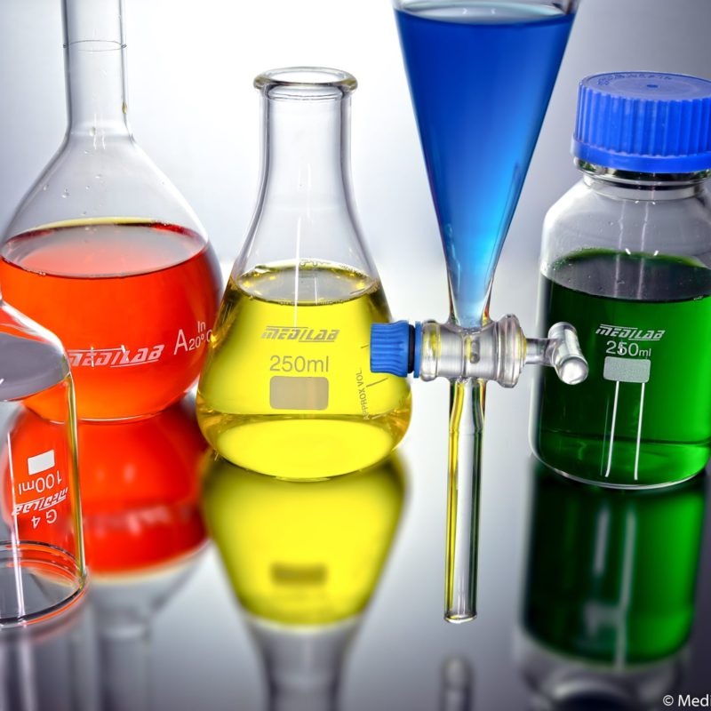 MEDILAB: Laboratory Glassware and Laboratory Equipments